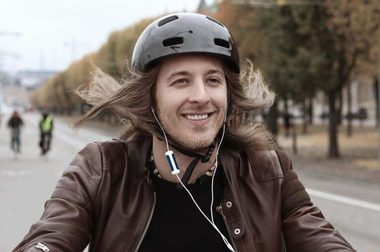 Microphone Cover van Xpuff: gedaan met windgeruis op je iPhone headset!